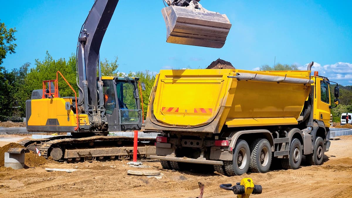 Construction: naissance du Tinder de la terre d’excavation et de ...